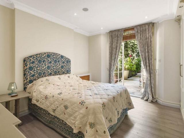 9 bedroom townhouse to rent