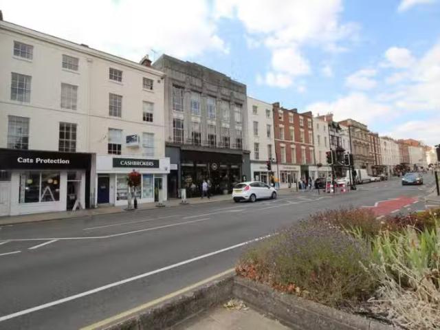 9 bedroom terraced house for rent in 146A The Parade, Leamingt.