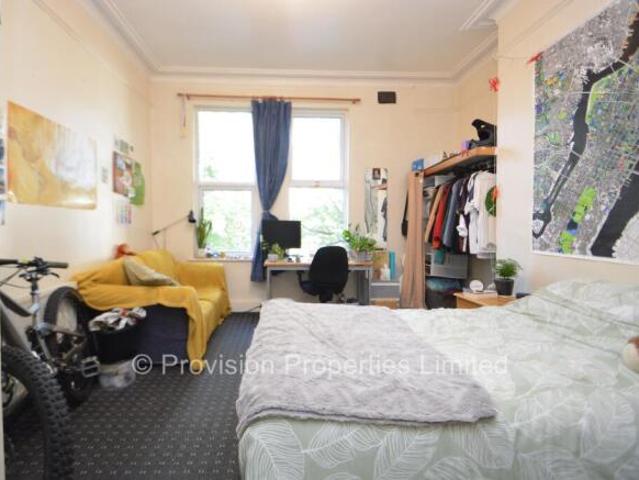 9 bedroom terraced house for rent in Cardigan Road, Headingley, Leeds, LS6