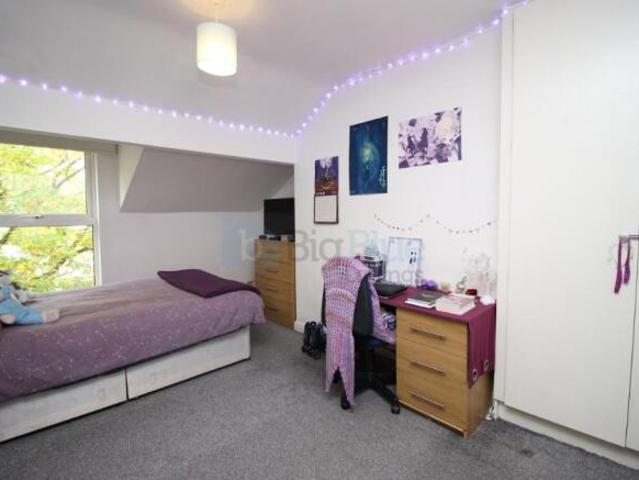 9 bedroom terraced house for rent in 56 Cardigan Road, Leeds, LS6