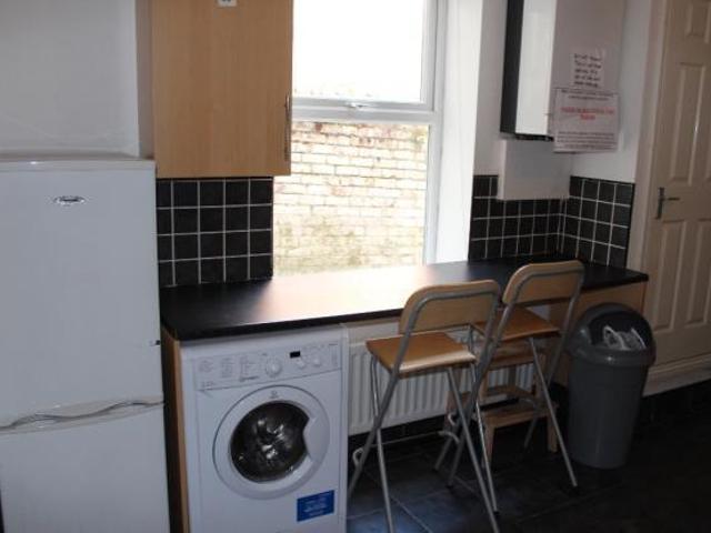 9 bedroom terraced house for rent in Manor House Road, Newcastle Upon Tyne, NE2