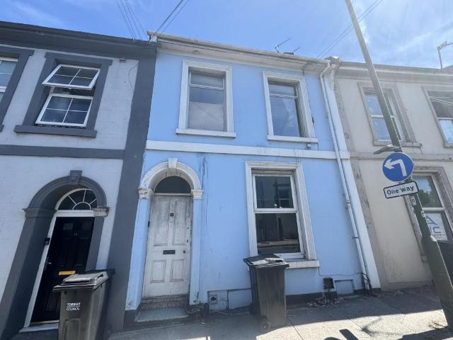 9 bedroom terraced house for sale