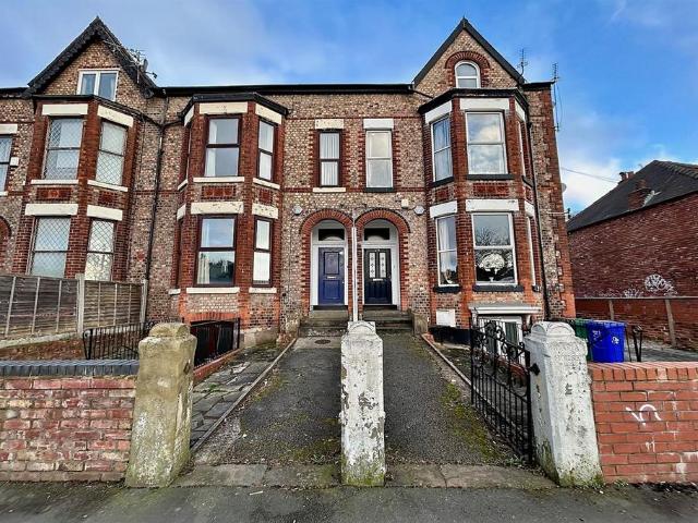 9 bedroom terraced house for sale