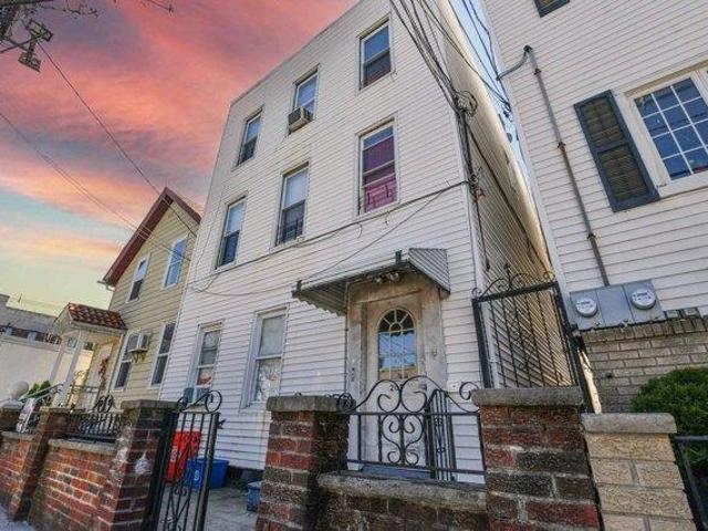 9 bedroom, Union City NJ 07087 102257910