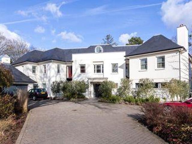 9 Bedrooms Detached house for sale in Golf Club Drive, Kingston Upon Thames, Surrey KT2