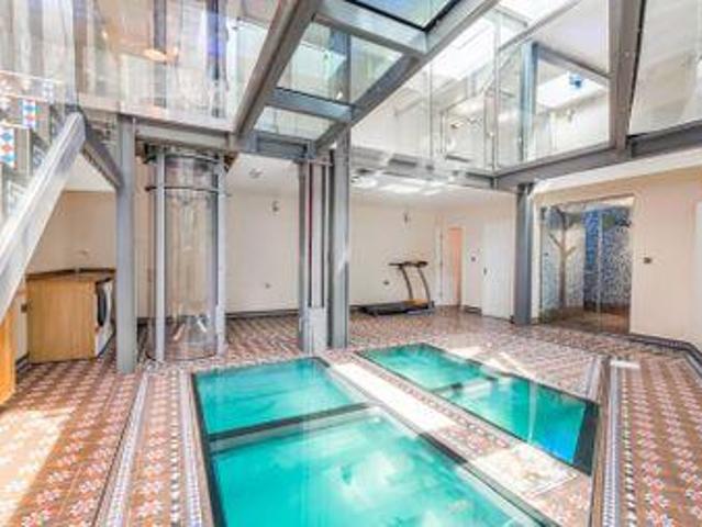 9 Bedrooms for rent in Hampton Road, Forest Gate E7