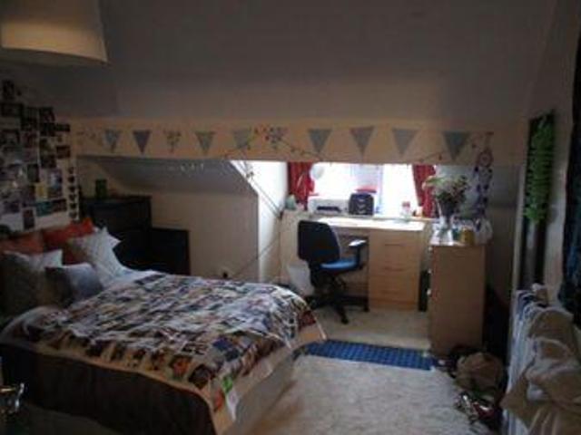 9 Bedrooms for rent in Regent Park Terrace, Hyde Park, Leeds LS6