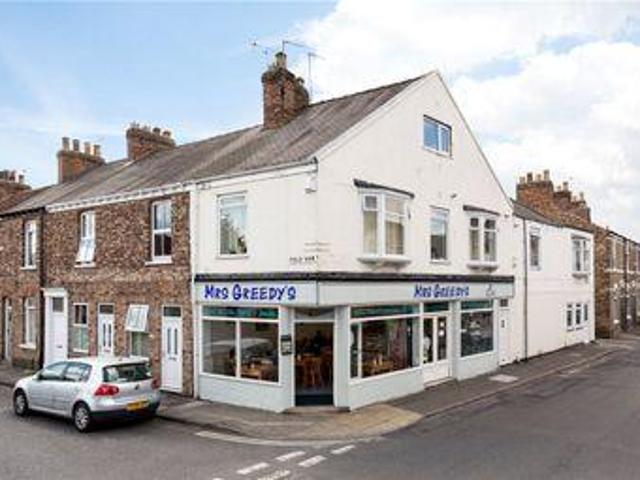 9 Bedrooms for sale in Burton Stone Lane, York YO30
