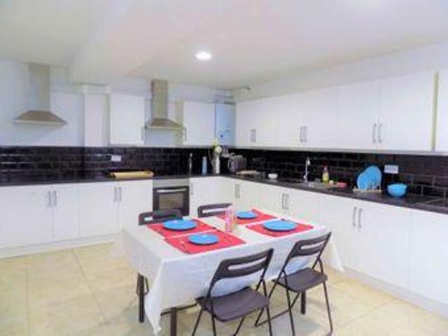 9 Bedrooms Semi detached house for rent in Thimbler Road, Coventry CV4