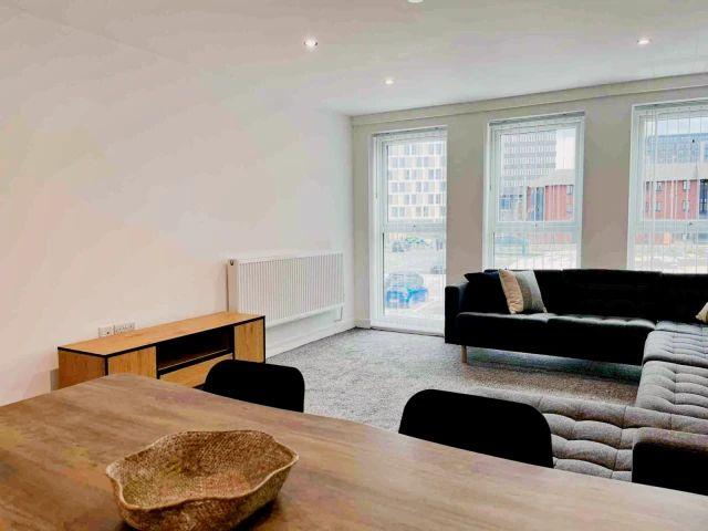 9 Beds 9 Baths