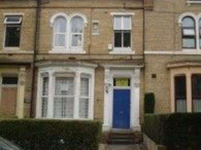 9 Beds Student House Bradford