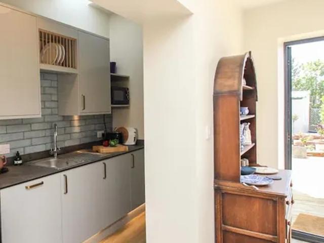 9 Belmont Street | Studio townhouse for rent #154541986 | Rentberry