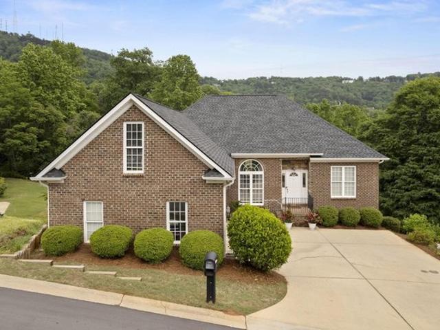 9 Belle Terre Ct, Greenville, SC 29609