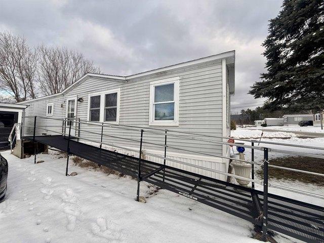 9 Billings Mobile Mnr, Rutland, VT 05701