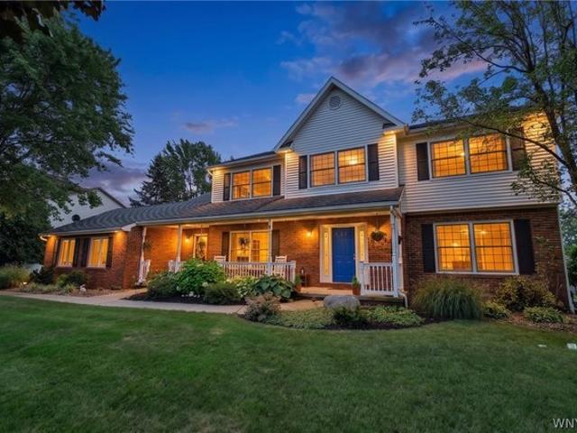 9 Black Spruce Ct, Buffalo, NY 14228