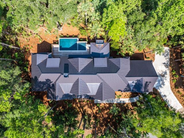 9 Blue Heron Pond Road