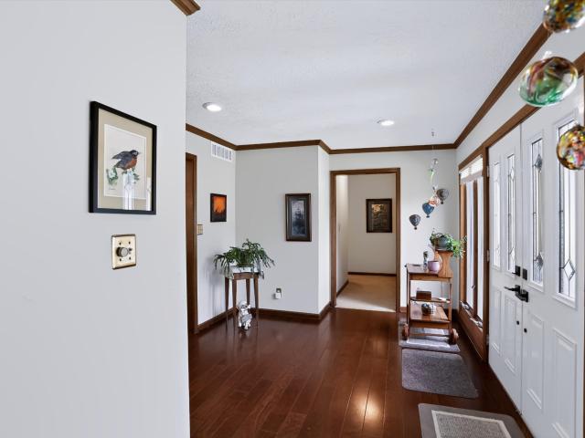 9 Bluebird Court