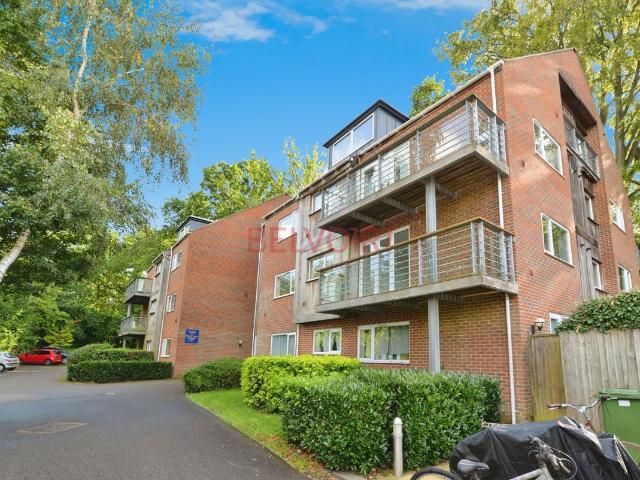 9 Bournemouth Road, Chandler's Ford SO53, 2 bed flat to rent, £1,400 pcm | PrimeLocation