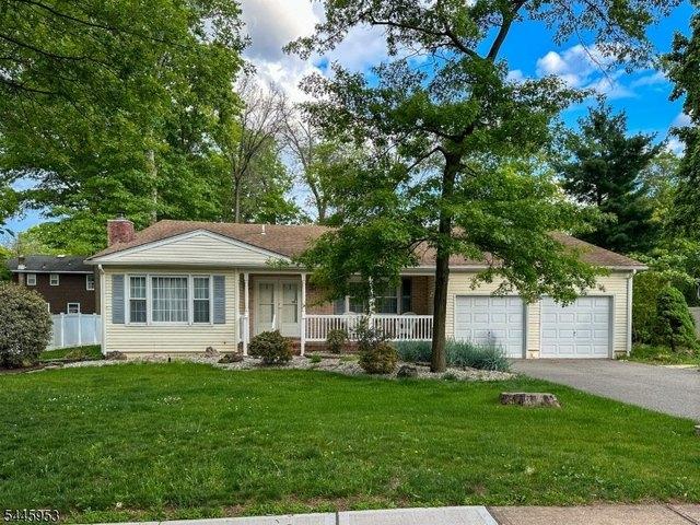 9 Boxwood Rd, Piscataway Twp, NJ 08854