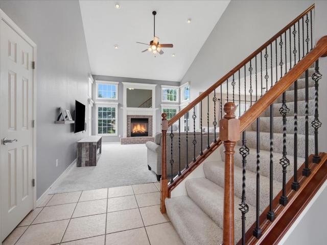 9 Brookline Court