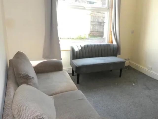 9 Brockley Avenue, Manchester, M14 7BP, United Kingdom | 2 bed townhouse for rent #123424035 | Rentberry