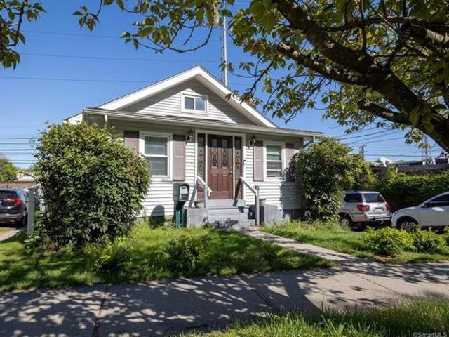 9 Culloden Rd, Stamford, CT 06902