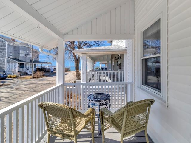 9 C St, Hull, MA 02045 | MLS #73480 | Compass
