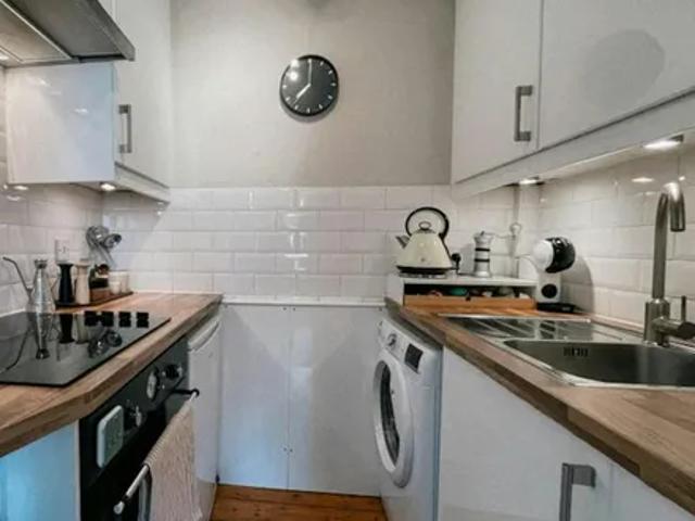 9 Caledonian Place, City of Edinburgh, EH11 2AP, United Kingdom | 2 bed apartment for rent #160120934 | Rentberry