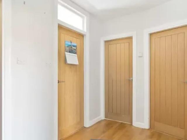 9 Caledonian Road, City of Edinburgh, EH11 2DA, United Kingdom | 3 bed apartment for rent #122399848 | Rentberry
