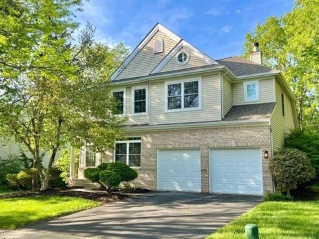 9 Cambridge Ct, Montgomery Twp, NJ 08540
