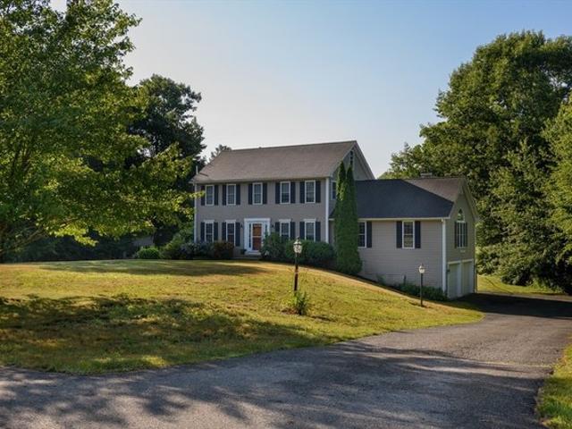 9 Cameron Dr, Rutland, MA 01543