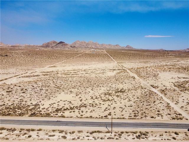 9 Camp Rock Rd, Lucerne Valley, CA 92356 | MLS #OC25155