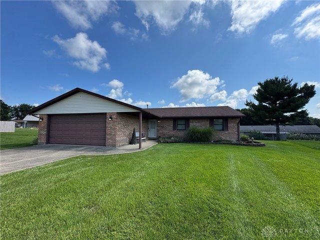 9 Cassie Ln, West Alexandria, OH 45381