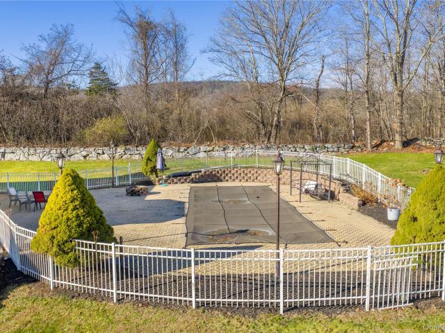 9 Caroline Dr, Patterson, NY 12563 | MLS #942868 | Compass