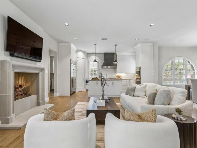 9 Catalonia Drive