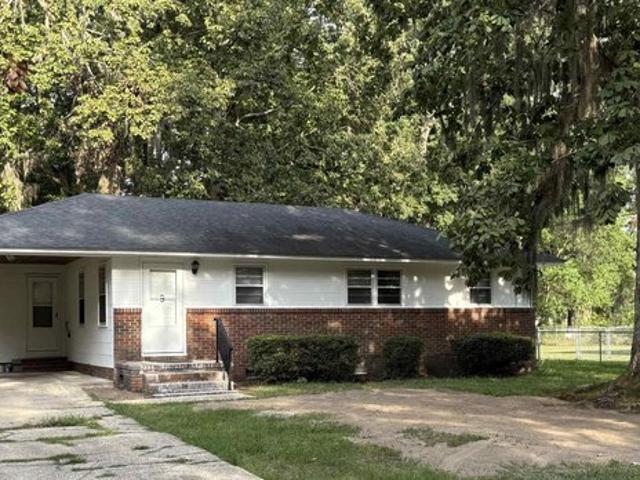 9 Cecil Rd, Sumter, SC 29150