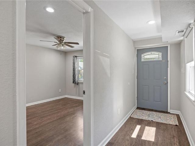 9 Chamberlin AVE W