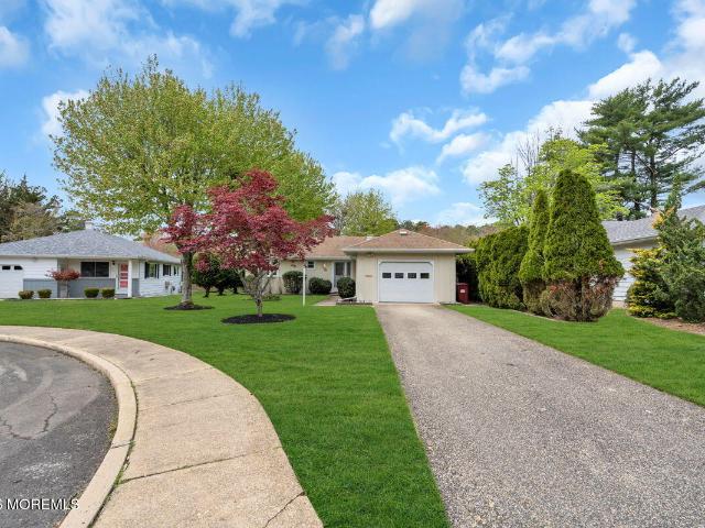 9 Charlotteville Drive S