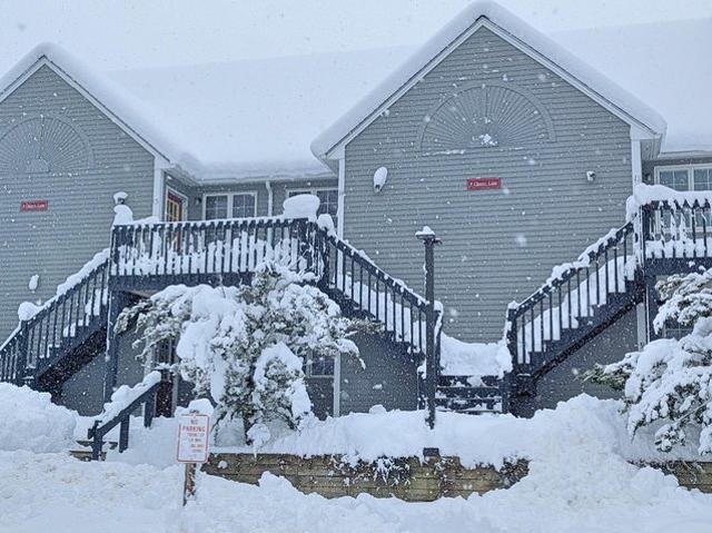 9 Cherry Ln Unit 10, Bethel, ME 04217