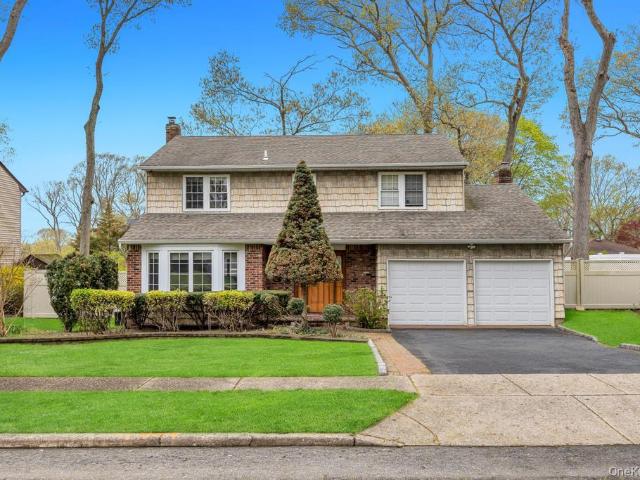 9 Chester St, Smithtown, NY 11787 | MLS #987172 | Compass