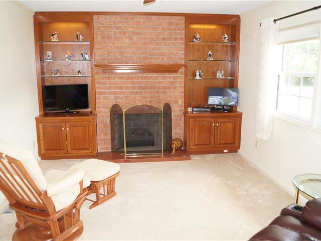 9 Chowning DR