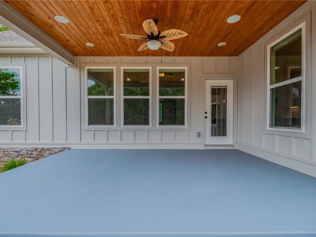 9 Clevedon Circle