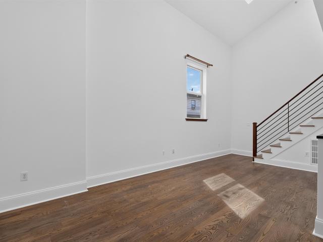 9 Coles St # #9