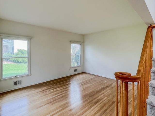 9 Collins Dr, Hillsborough, NJ 08844 | MLS #4017