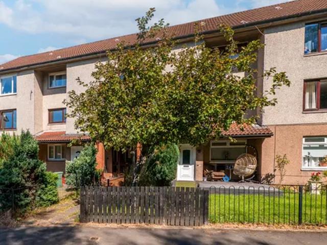 9 Collree Gardens, Glasgow, G34 9HF, United Kingdom | 3 bed apartment for rent #124832711 | Rentberry