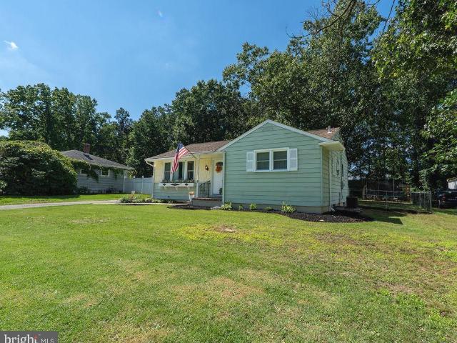 9 Cornwall Avenue