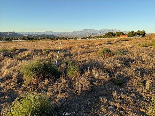 9 Corso Alto Ave, Nuevo, CA 92567