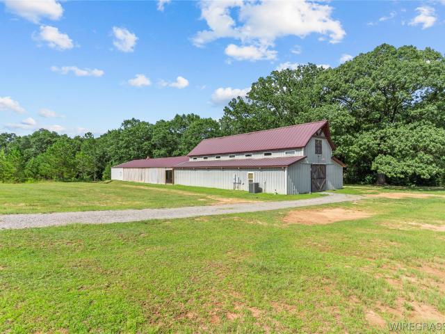 9 County Road 517