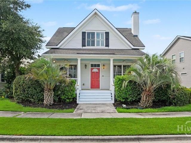 9 Crabapple Cir, Port Wentworth, GA 31407