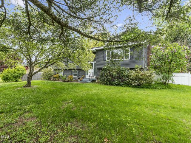 9 Crestmont Drive